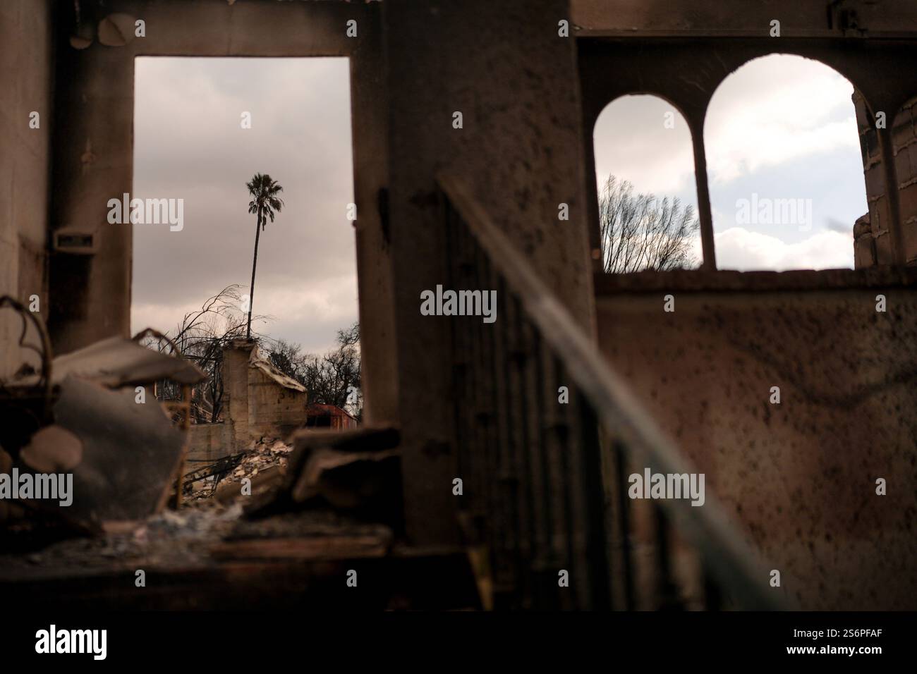 The Eaton Fire leaves devastation behind Friday, Jan. 17, 2025 in ...