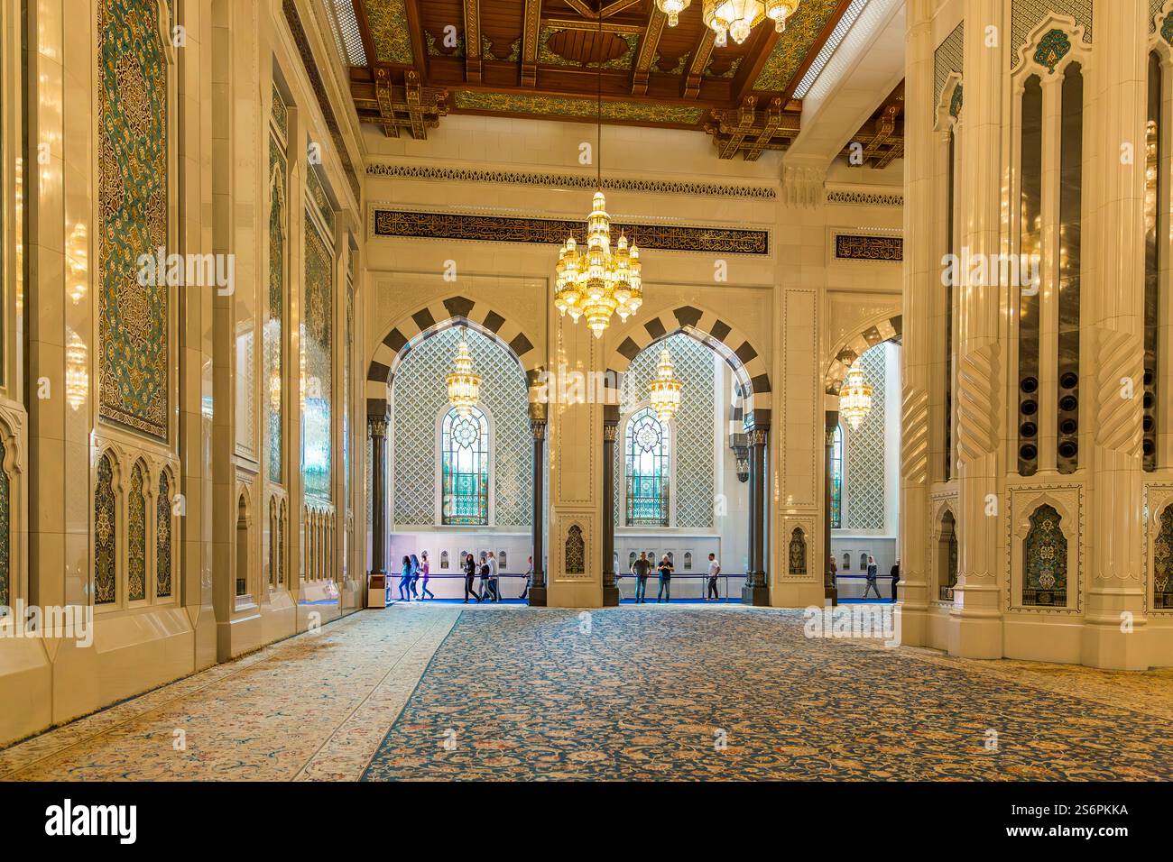 Main Prayer Hall, Sultan Qaboos Grand Mosque, Muscat, Muscat, Oman ...