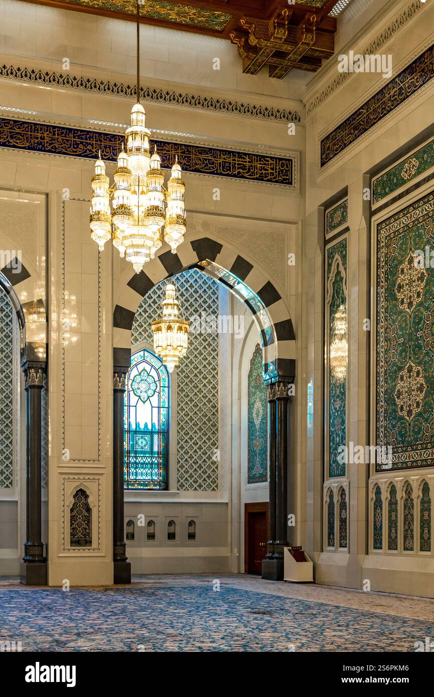 Crystal chandeliers in the main prayer hall, Sultan Qaboos Grand Mosque ...