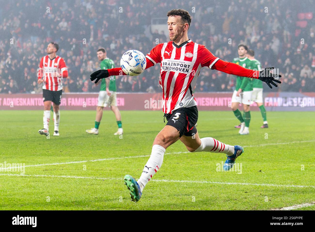 EINDHOVEN, NETHERLANDS - JANUARY 14: Ivan Perisic of PSV celebrates ...