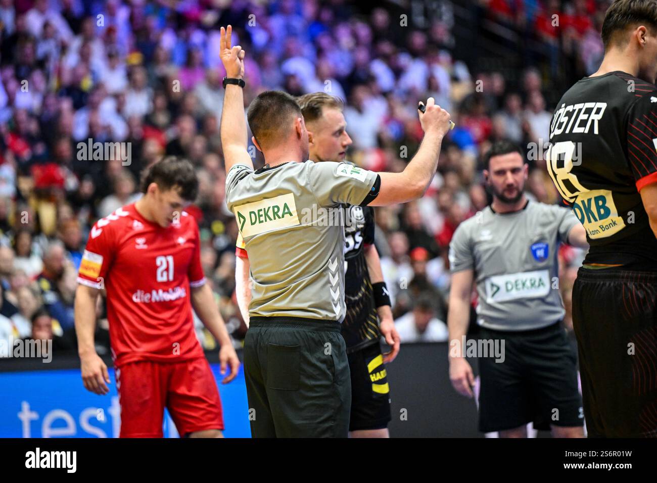 Herning, Denmark. 17th Jan, 2025. Arbitro, Referee IHF Dekra during IHF Men's - Handball World ...