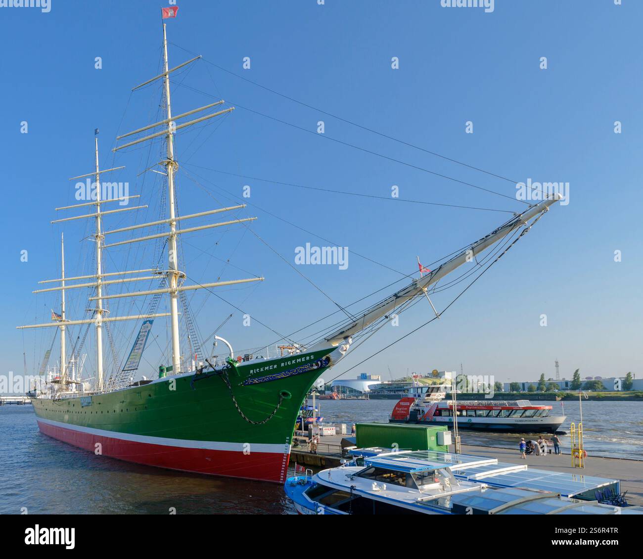 Traditional ship rickmer rickmers hi-res stock photography and images ...