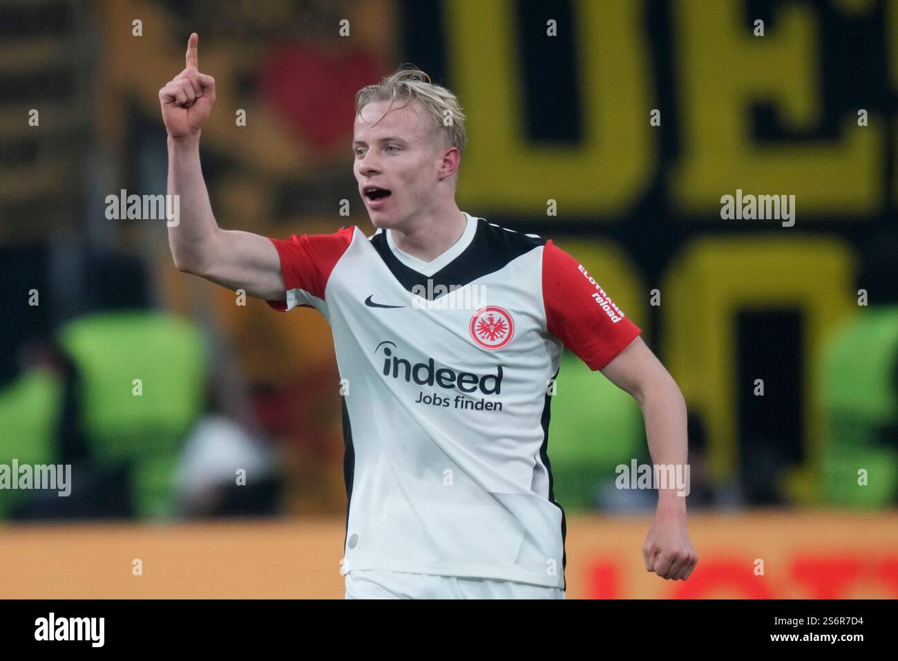 Frankfurt's Oscar Hojlund celebrates after scoring his sides second ...