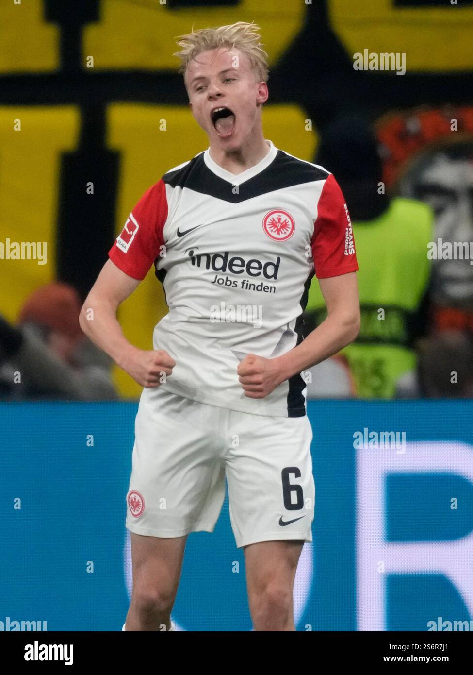 Frankfurt's Oscar Hojlund celebrates after scoring his sides second ...