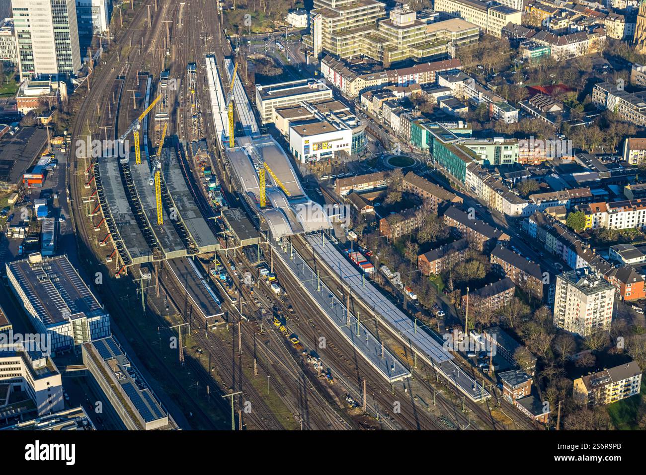 Luftbild, Hauptbahnhof Hbf Großbaustelle mit Neubau Gleishalle und ...