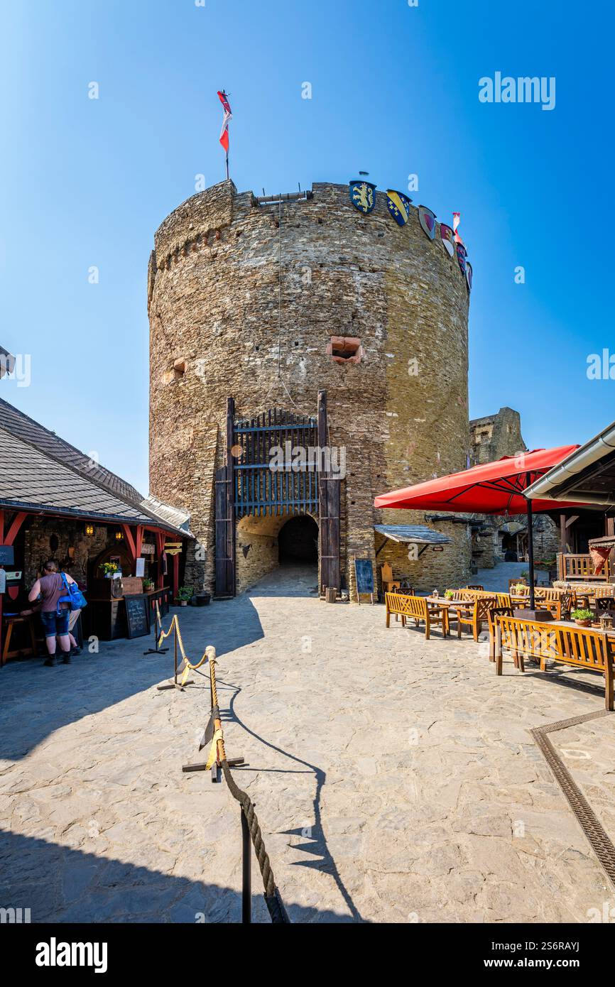 Ehrenburg castle in the Ehrbach valley near Brodenbach (Moselle), outer ...