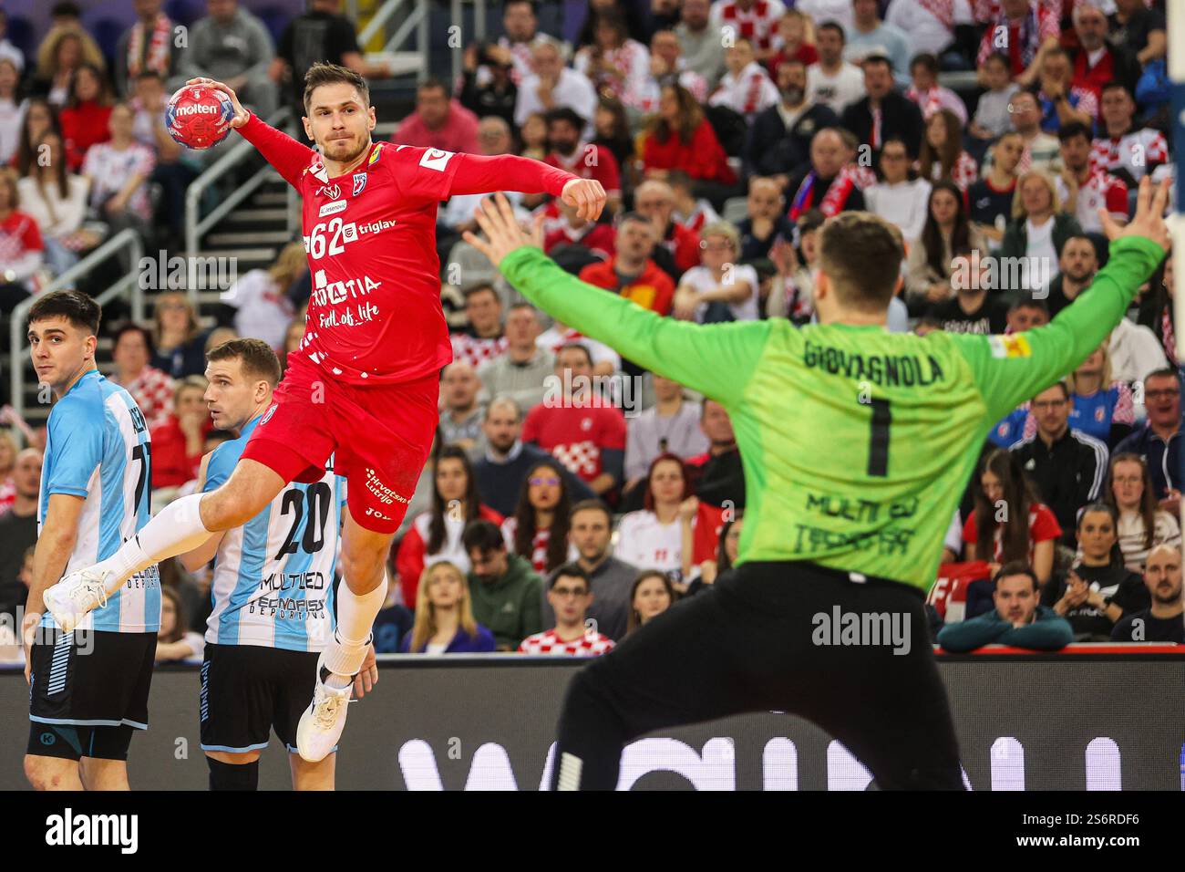 Zagreb, Hrvatska. 17th Jan, 2025. ZAGREB, CROATIA - JANUARY 17: Croatia's Marin Jelenić shoots a ...