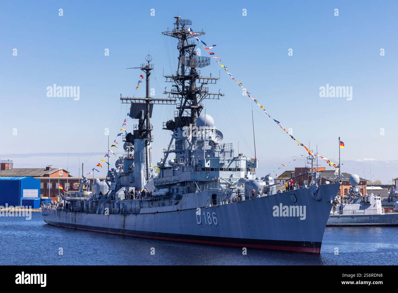 View from the Kaiser Wilhelm Bridge of the guided missile destroyer ...