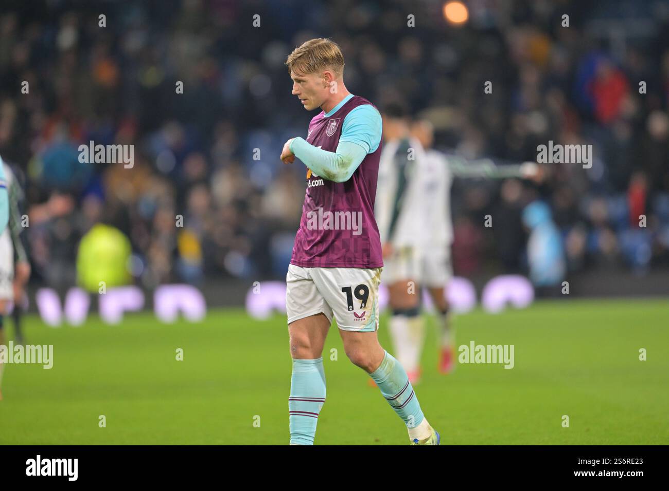 Turf Moor, Burnley, Lancashire, UK. 17th Jan, 2025. EFL Championship ...
