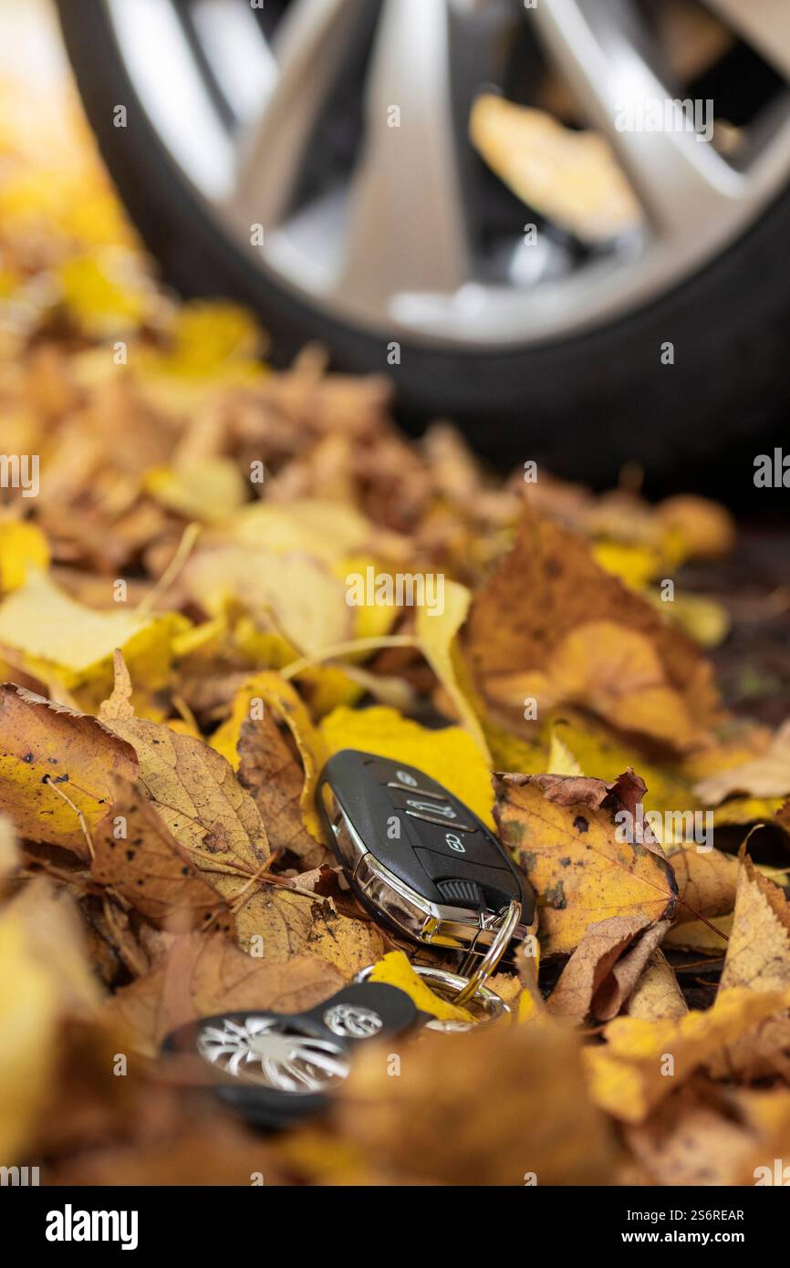 Car key with Apple AirTag fob lost when getting out of the car, fall ...
