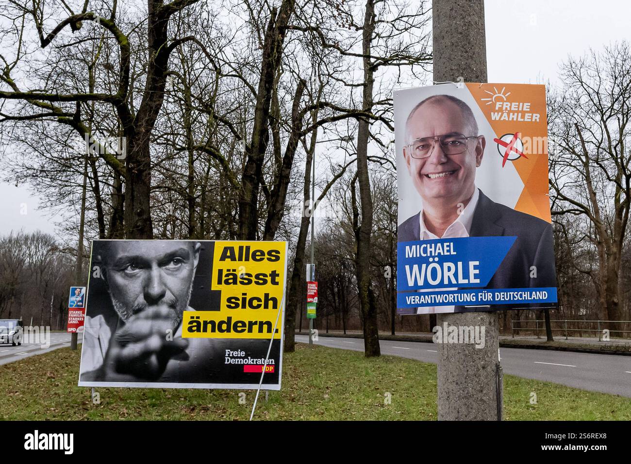 Muenchen GER, Themenbild, Wahlplakate zur Bundestagswahl in Deutschland ...