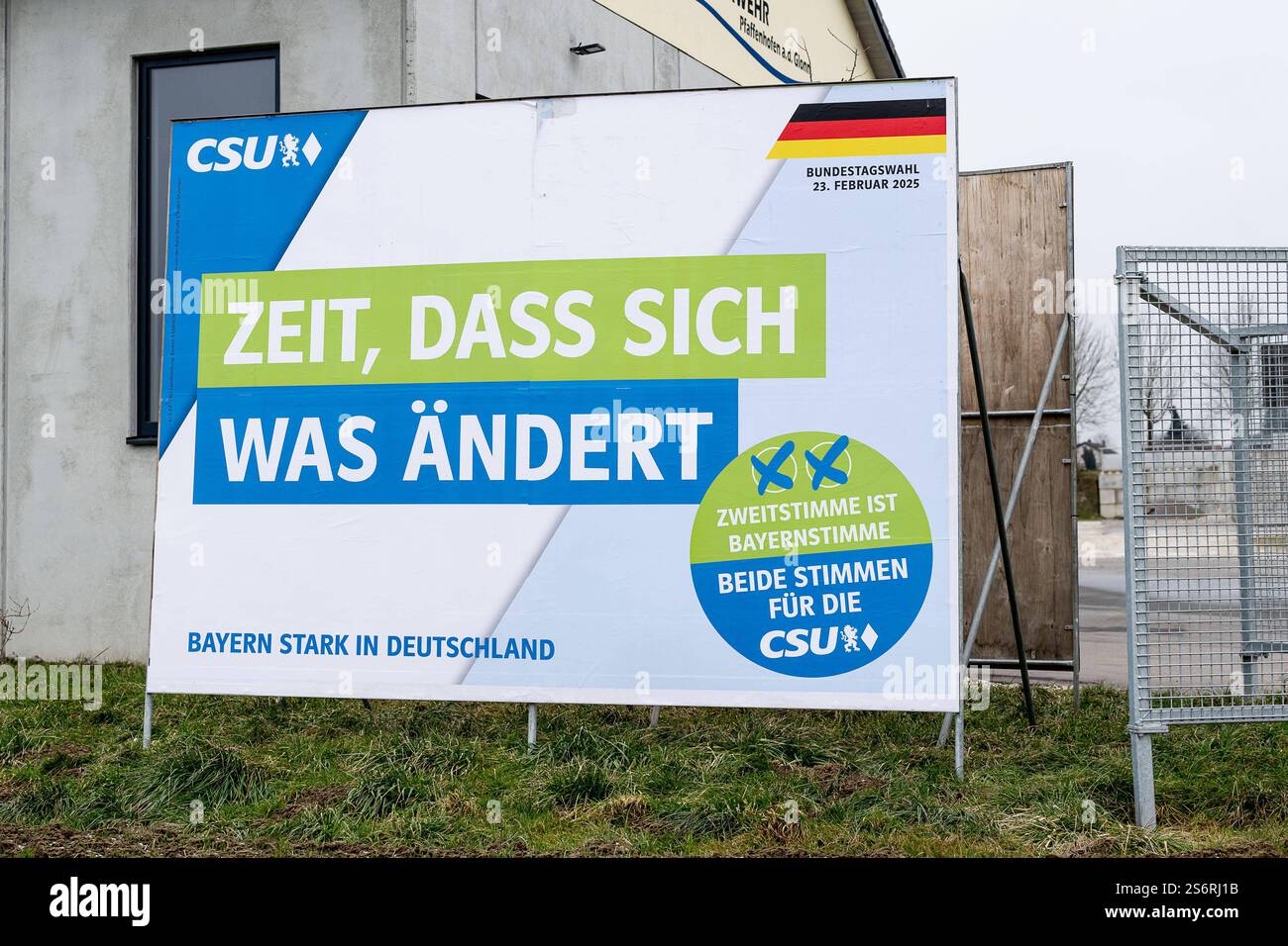 Muenchen GER, Themenbild, Wahlplakate zur Bundestagswahl in Deutschland ...
