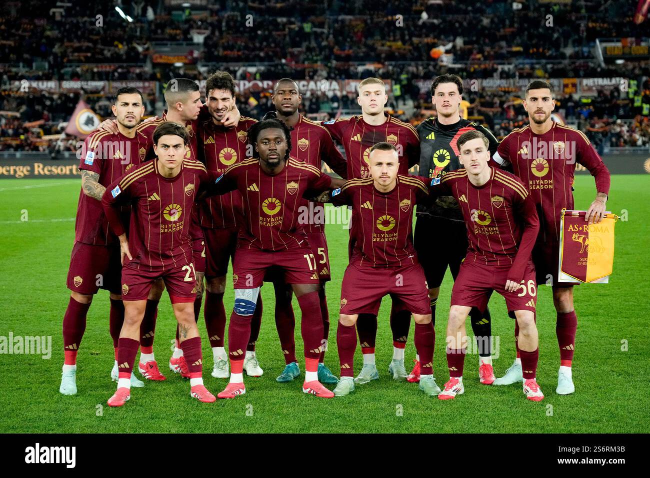 Rome, Italy. 17th Jan, 2025. AS Roma line up during the Serie A Enilive ...