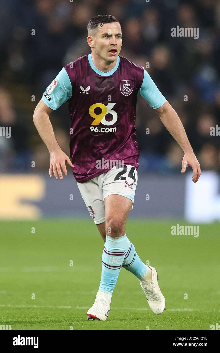 Josh Cullen of Burnley during the Sky Bet Championship match Burnley vs ...