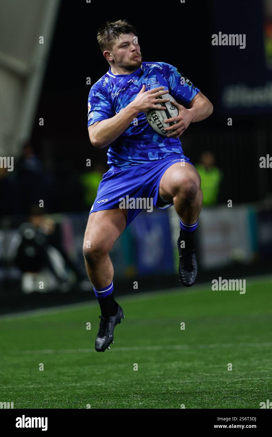 Newcastle, Gbr. 21st Dec, 2024. Jamie Blamire of Newcastle Falcons ...