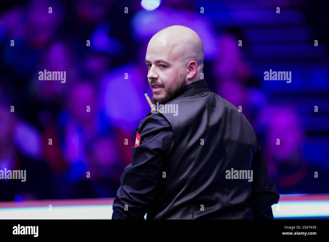 London, UK. 17th Jan, 2025. Luca Brecel during The Johnstone's Paint ...