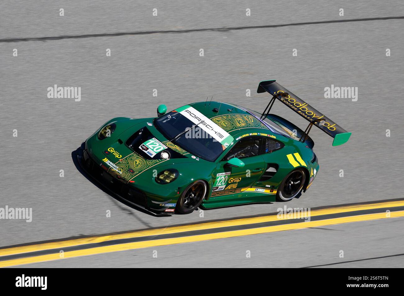 DAYTONA BEACH, FL - JANUARY 17: The #120 Wright Motorsports Porsche 911 ...