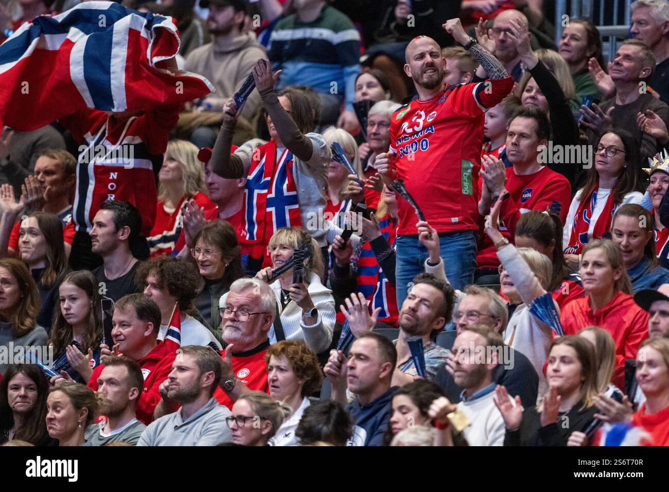 250117 Fans of Norway celebrate during the 2025 IHF World Men's ...