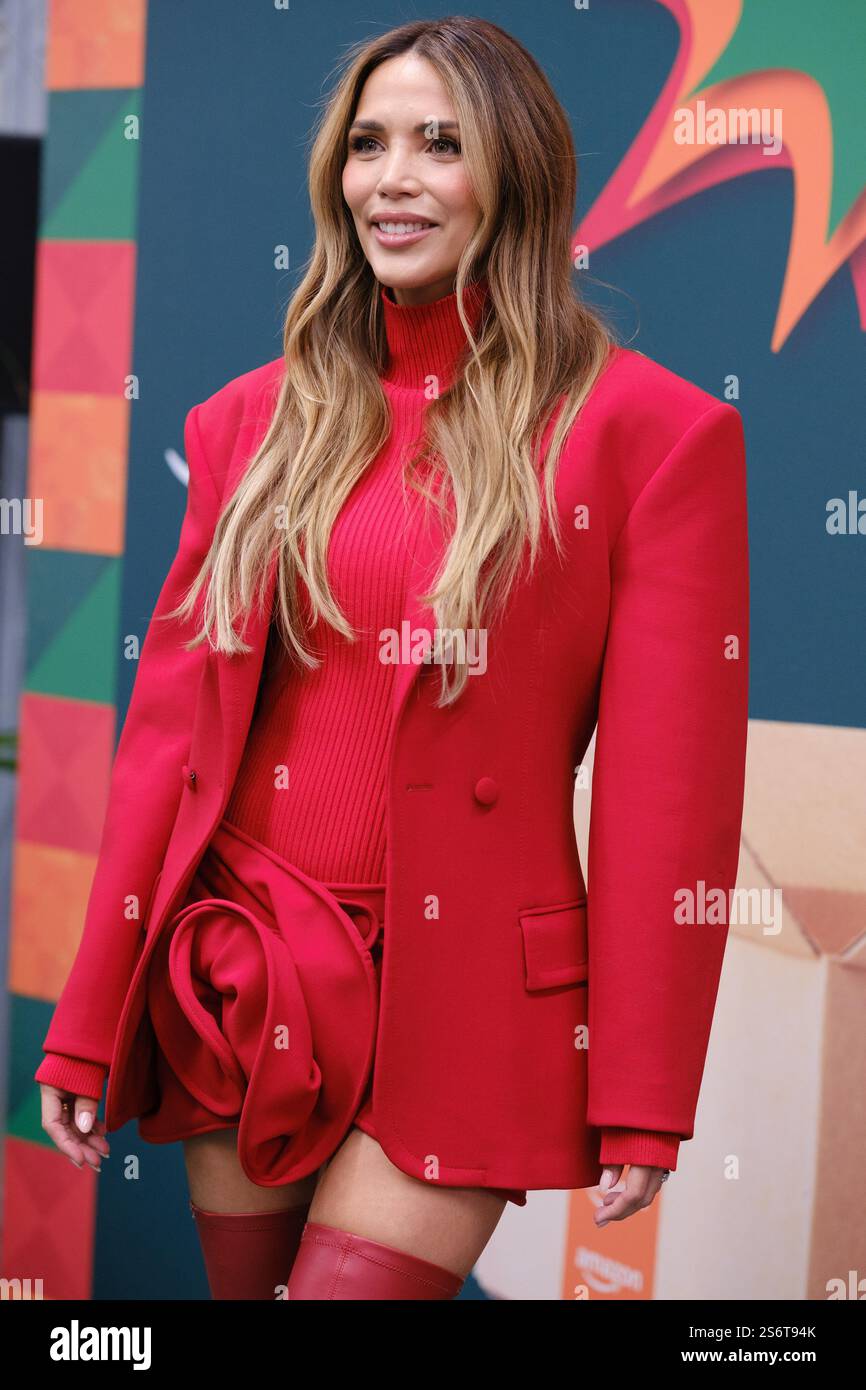Model Rosanna Zanetti attending Amazon Christmas Mission event in ...