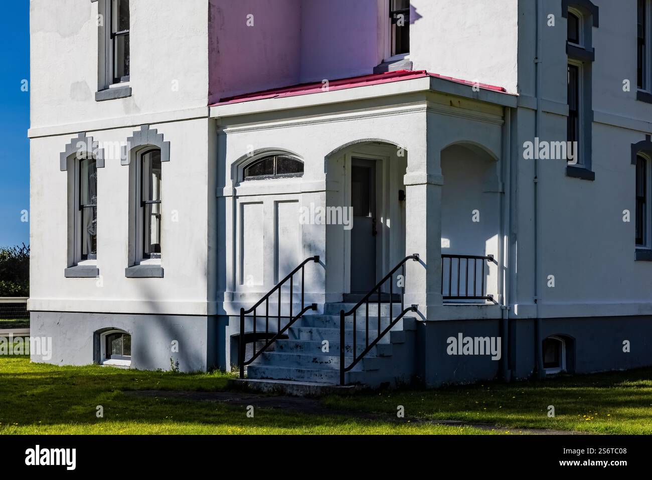 Lighthouse keeper's residence at North Head Lighthouse in Cape ...