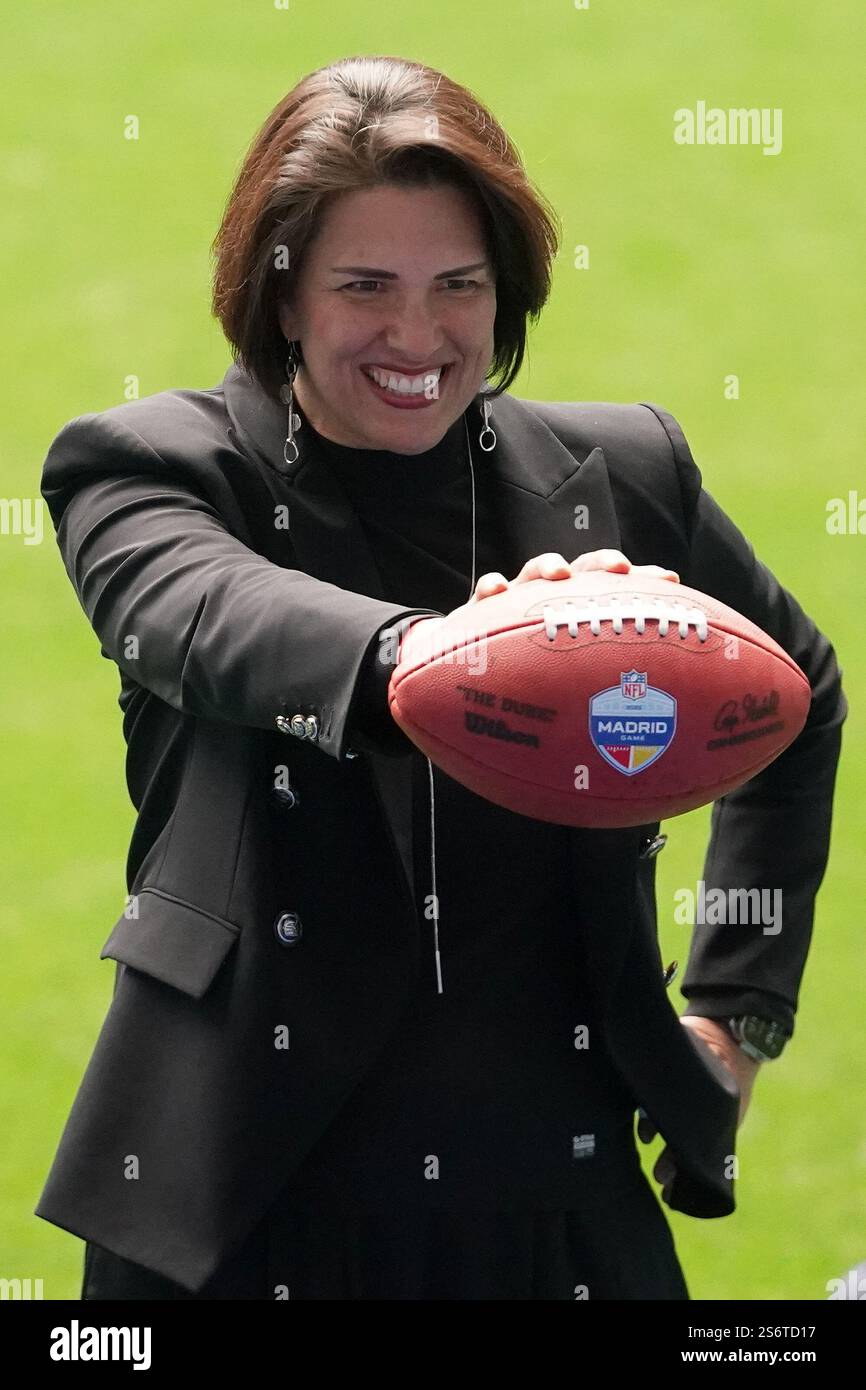 Madrid, Spain. 17th Jan, 2025. Pri Shumate, SVP Chief Marketing Officer ...