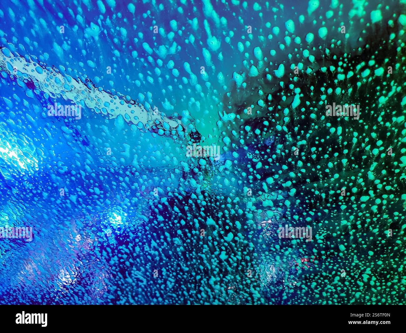 Light passing through the water hi-res stock photography and images - Alamy
