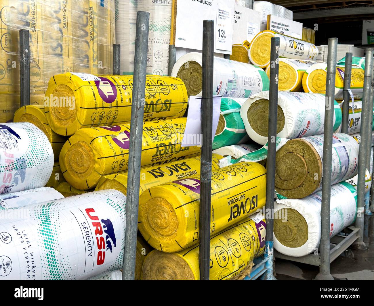 Materials course in a large DIY store. Rolls of rock wool insulation ...