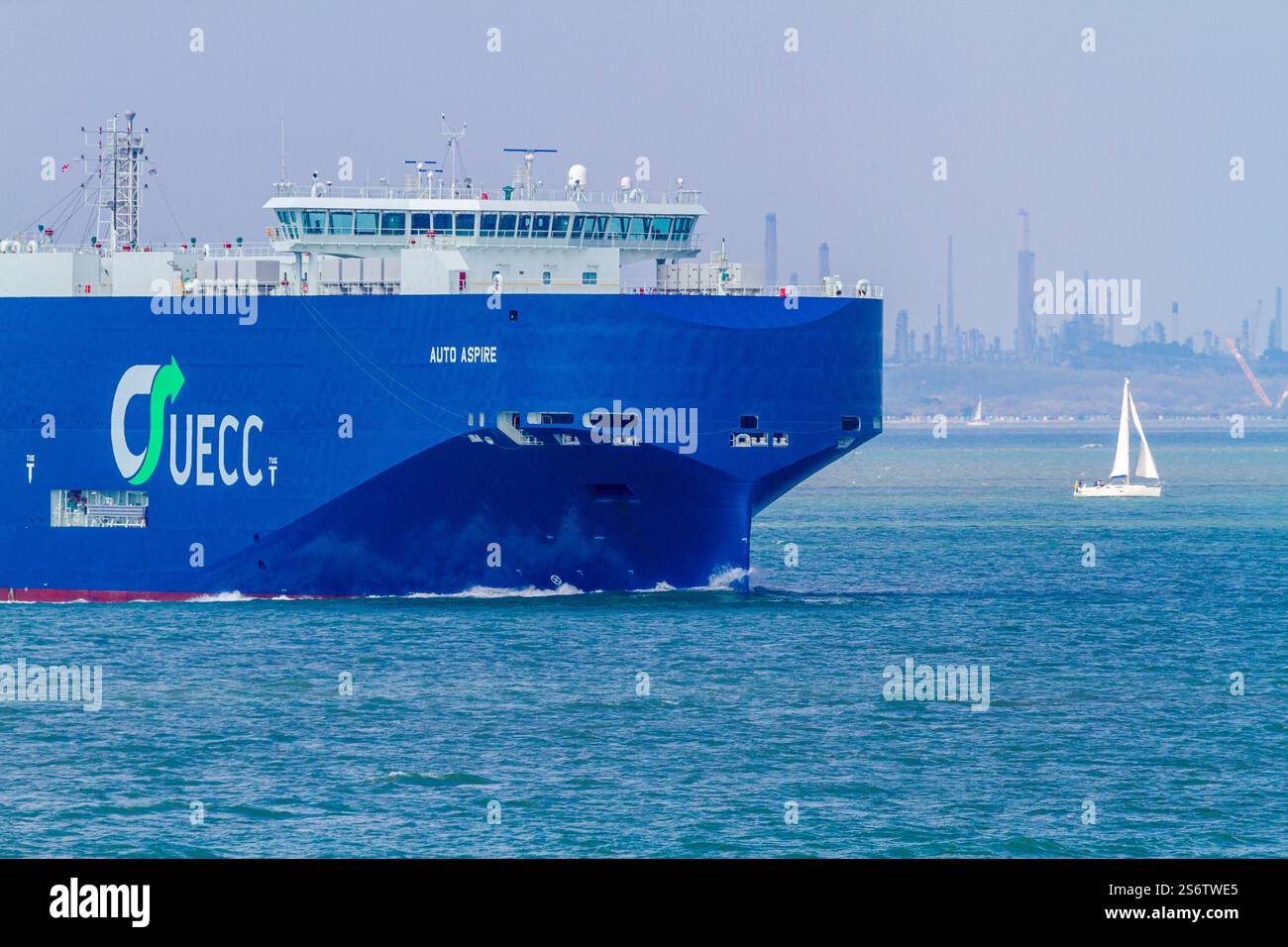 Lng propulsion energy hi-res stock photography and images - Alamy