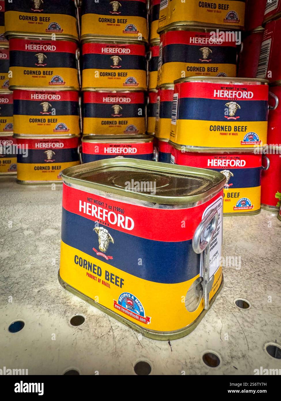 Supermarket shelf, Hereford brand corned beef box Stock Photo - Alamy