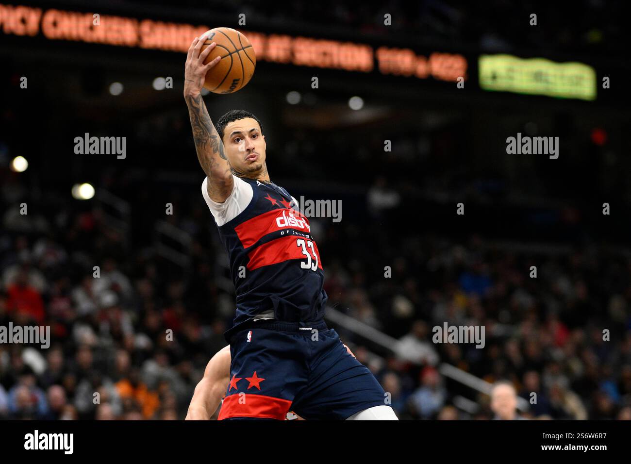 Washington Wizards forward Kyle Kuzma (33) in action during the second ...