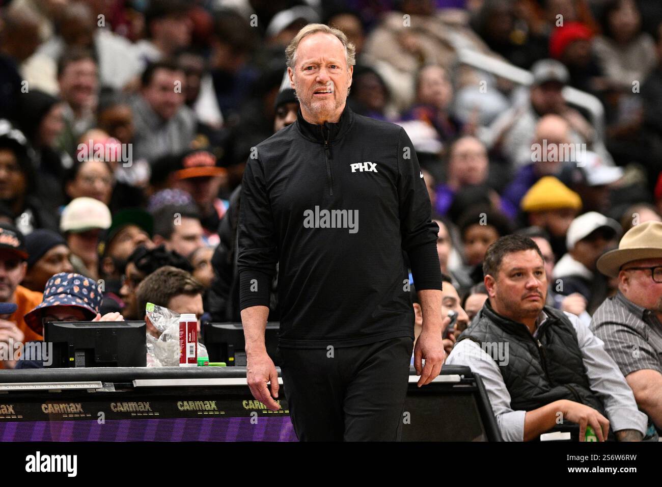 Phoenix Suns head coach Mike Budenholzer in action during the second ...