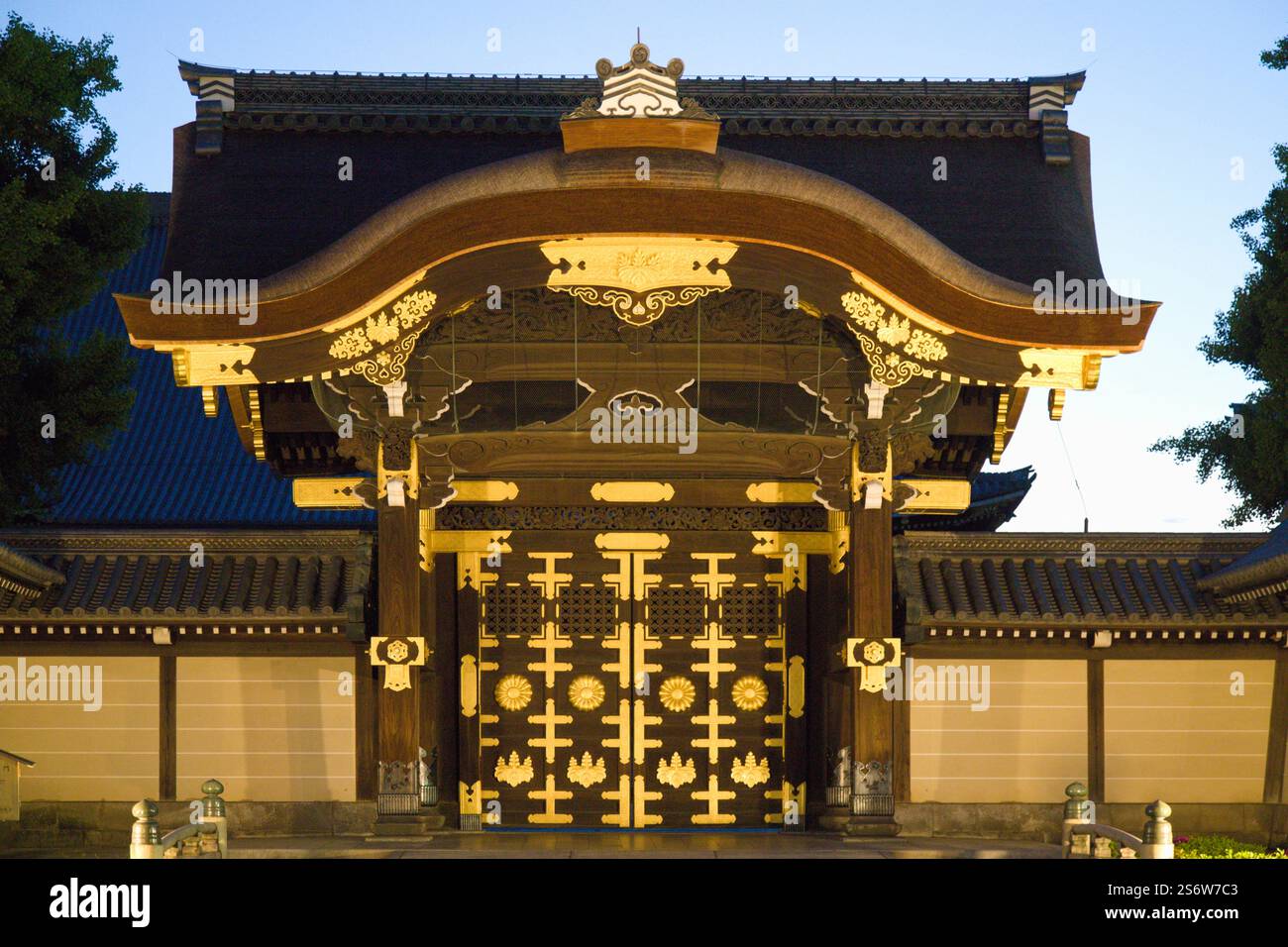Japan, Kyoto, Higashi Honganji Temple, gate Stock Photo - Alamy