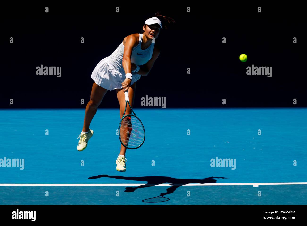 January 18, 2025: MELBOURNE, AUSTRALIA - JANUARY 18: Emma Raducanu of ...