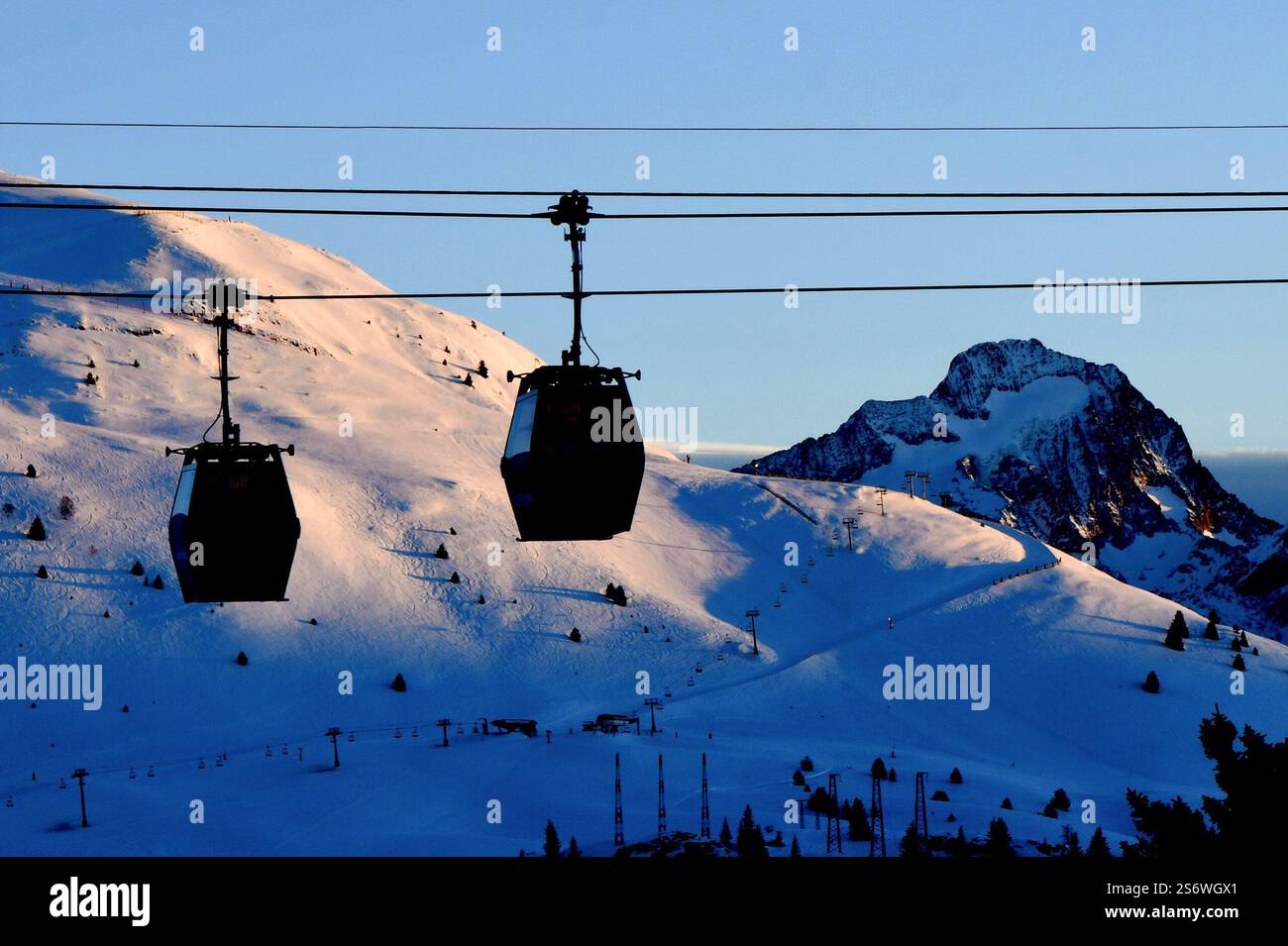 Alpe Huez, France. 14th Jan, 2025. Ski cabin in the ski resort of Alpe ...