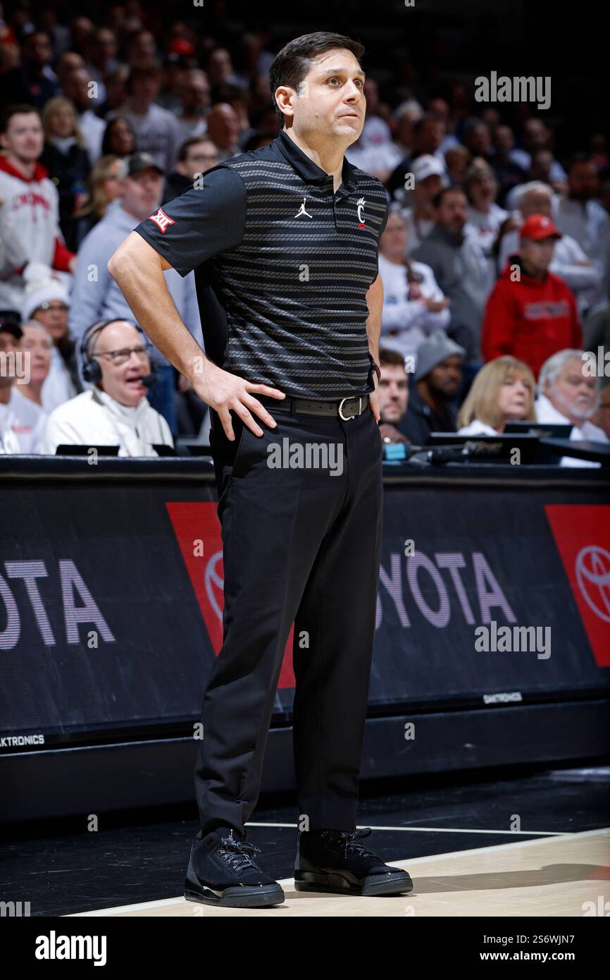 CINCINNATI, OH - JANUARY 11: Cincinnati Bearcats head coach Wes Miller ...