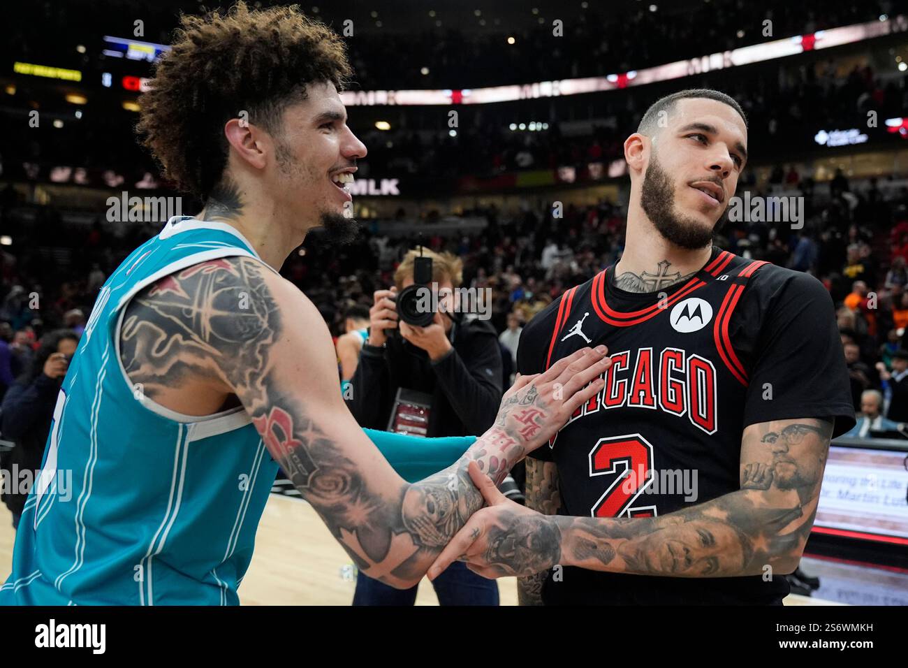 Charlotte Hornets guard LaMelo Ball, left, and his brother, Chicago ...