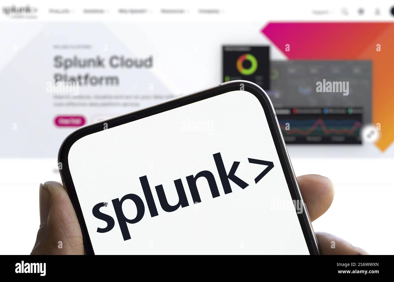 splunk logo is displayed on smartphone. Splunk Inc. is an American software company Stock Photo ...