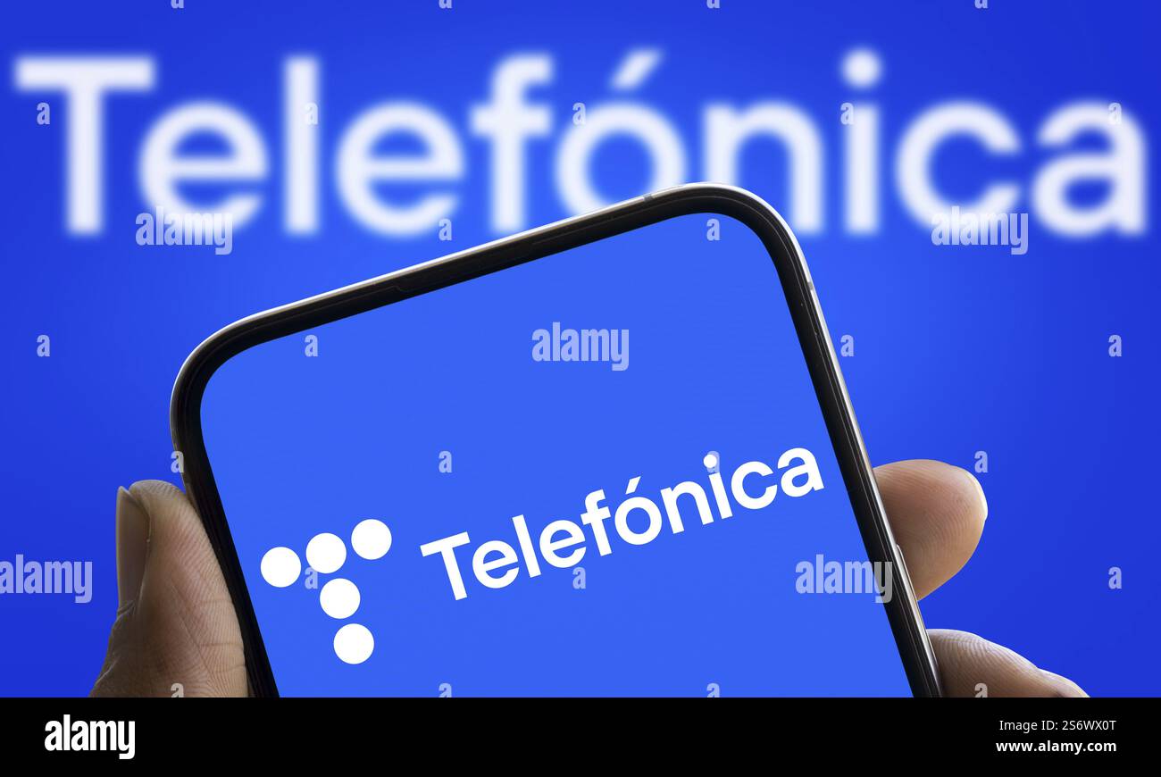 Telefonica logo hi-res stock photography and images - Alamy