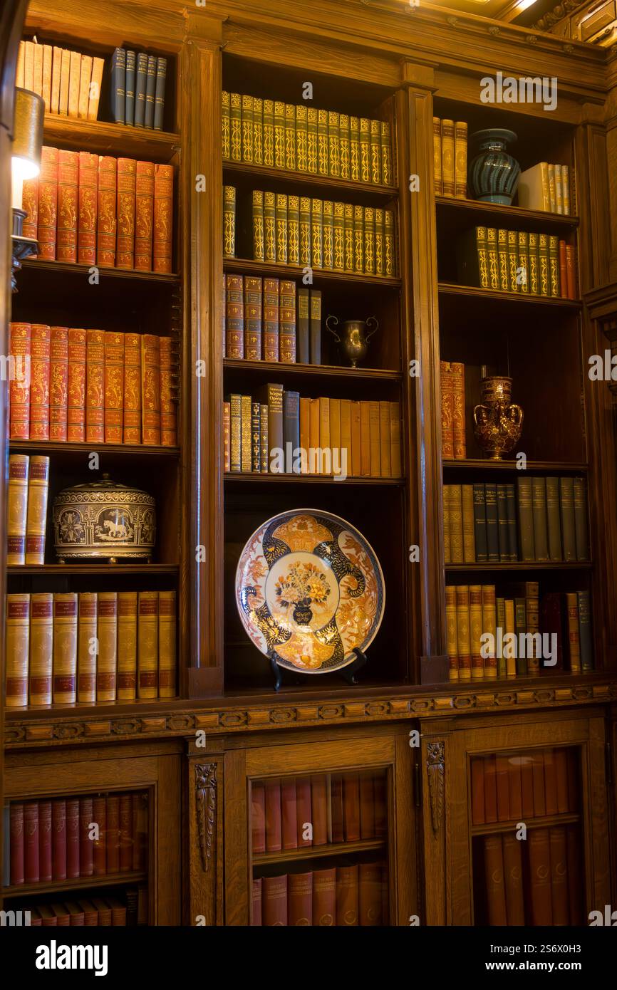 PORTLAND, OREGON - JULY 04, 2023: Book shelf, library at Pittock ...