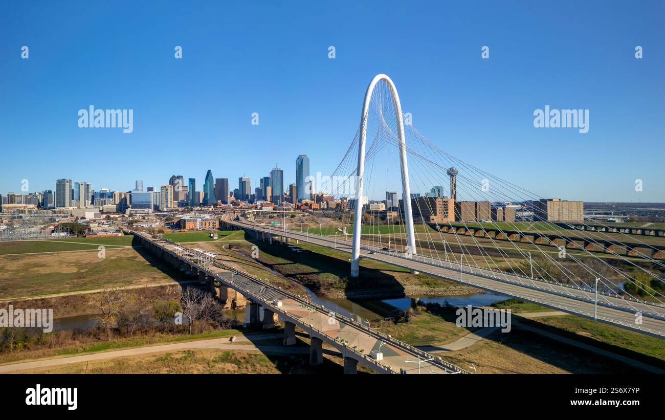 Dallas, Texas - December 19, 2024: Modern Margaret Hunt Hill Bridge ...