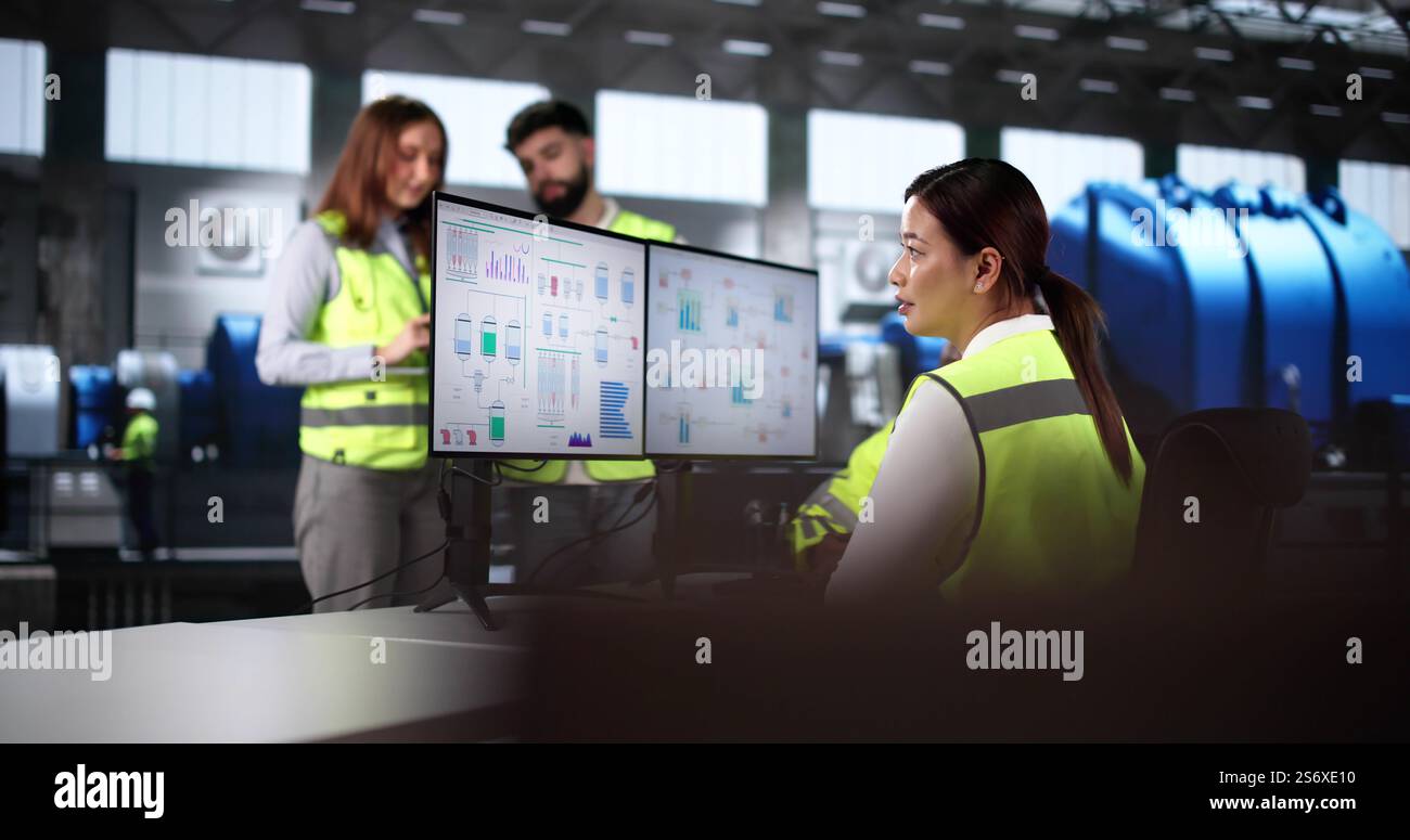 Engineer Operators Using Scada System At Industrial Plant Stock Photo - Alamy