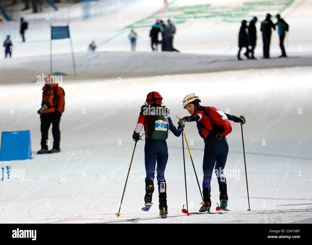 Sestriere, Italy. 17th Jan, 2025. Margot Ravinel/Pablo Giner (R) of ...