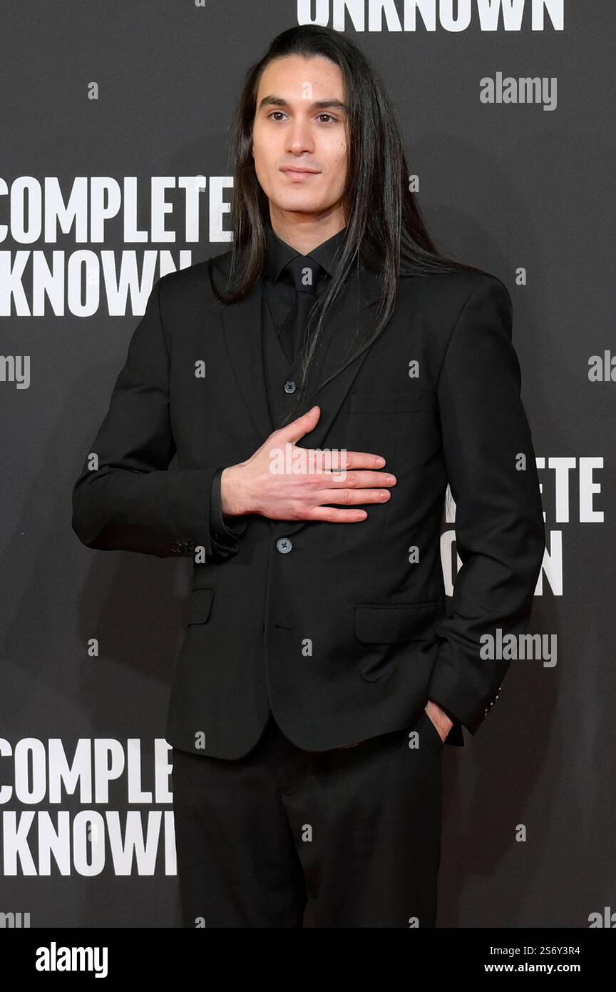 Ethan Torchio von Maneskin bei der Premiere des Kinofilms A Complete ...