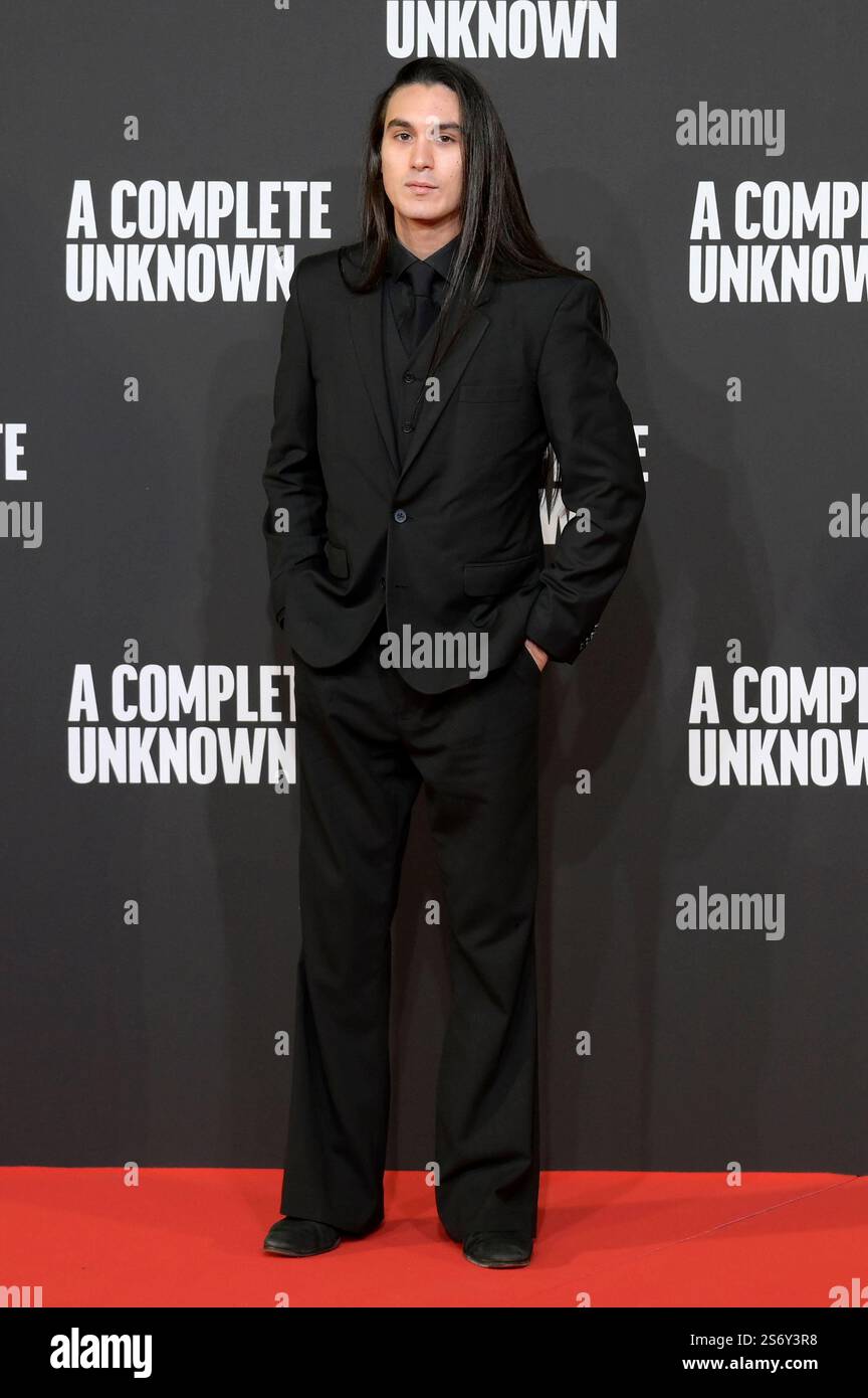 Ethan Torchio von Maneskin bei der Premiere des Kinofilms A Complete ...