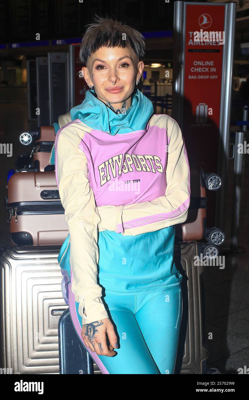 Abflug ins RTL - Dschungelcamp 2025 Frankfurt/Main, 15.1.2025 Edith ...