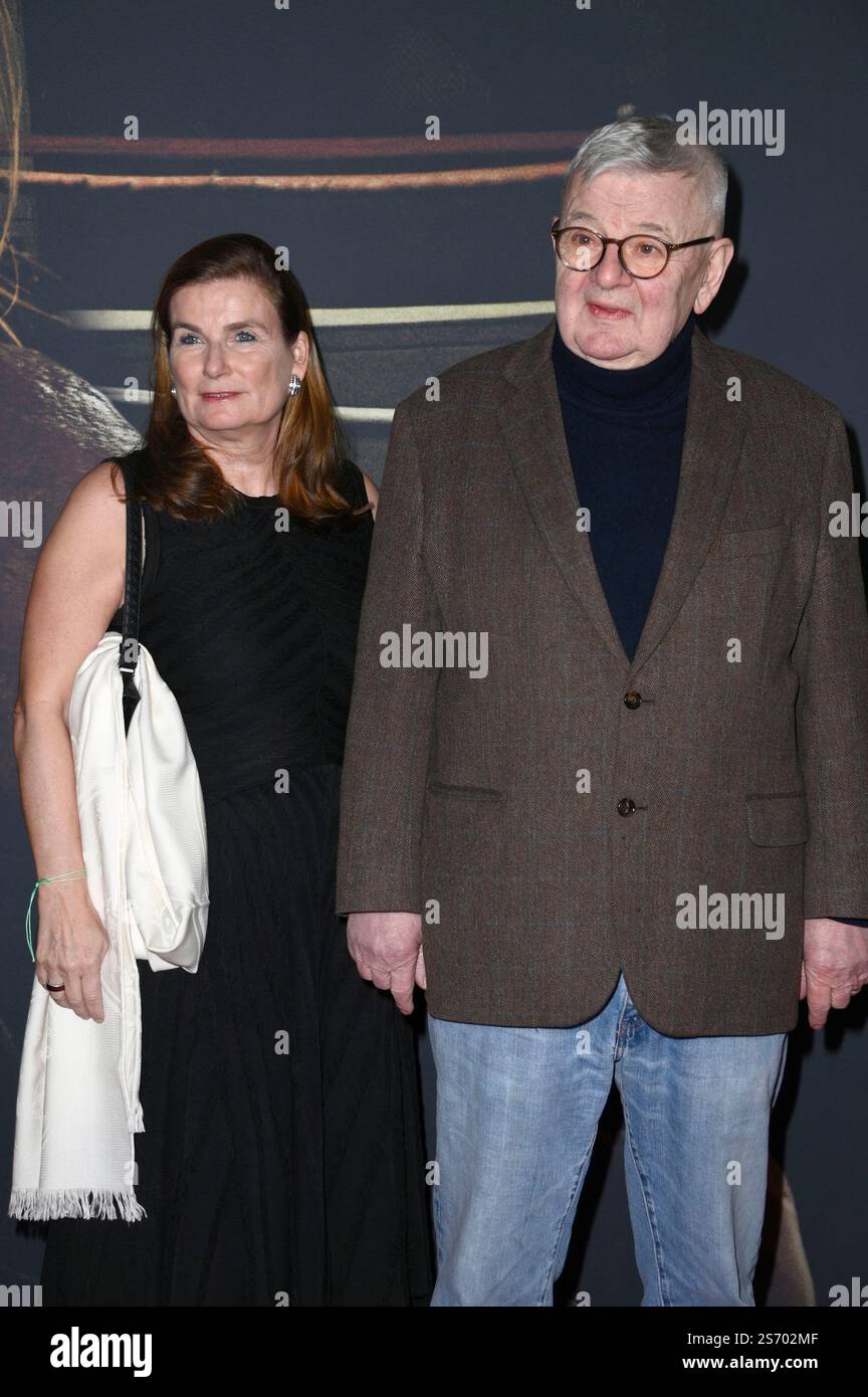Ann-Kristin Achleitner und Joschka Fischer bei der Premiere des ...