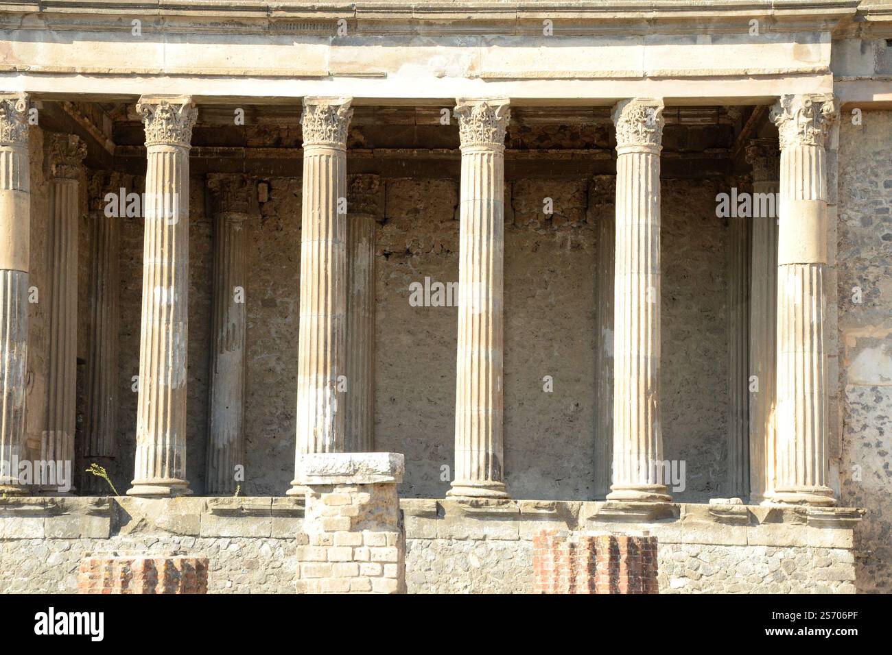 decretive structural Corinthian pillars Pompeii Italy Stock Photo - Alamy