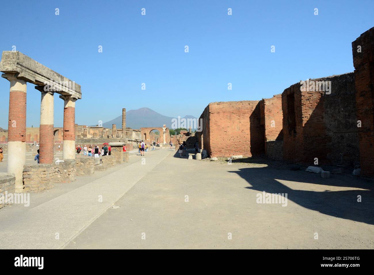 The Basilica. Roman law courts, Pompeii. UNESCO world Heritage Site Pompei Italy Stock Photo - Alamy
