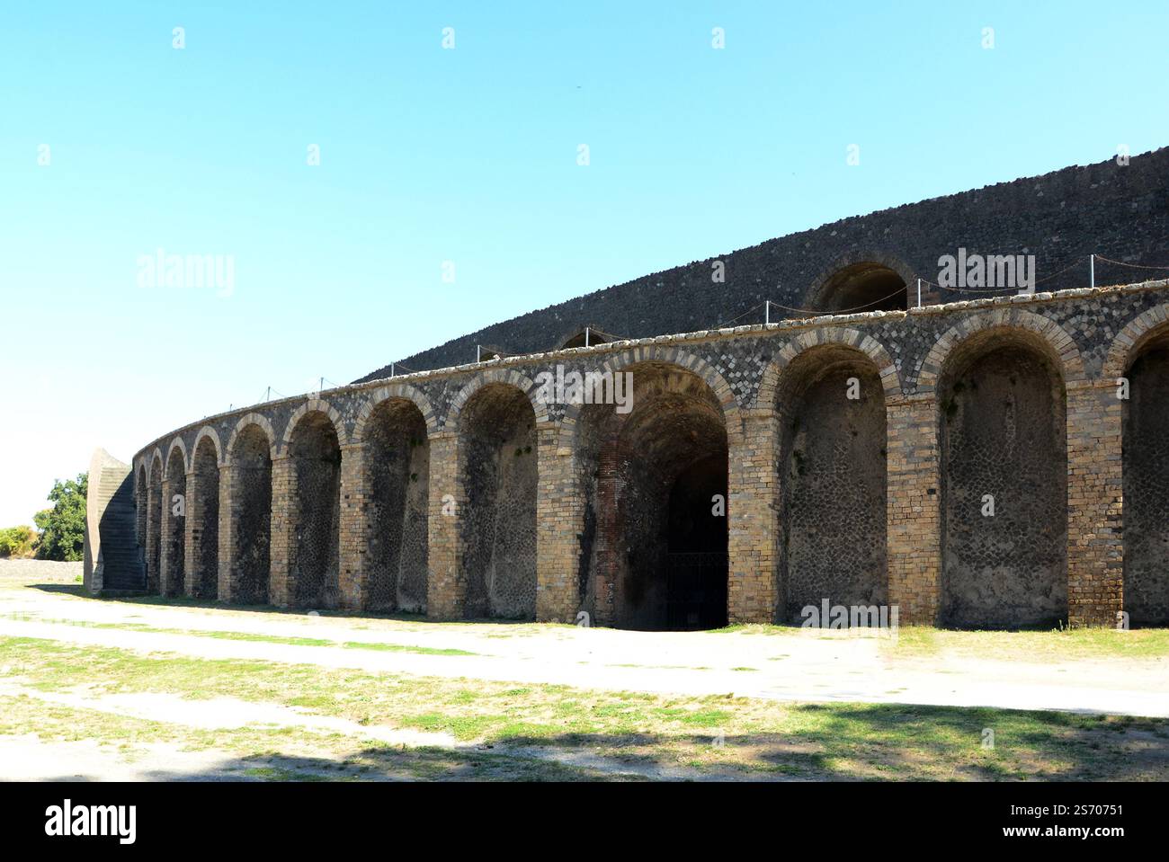 The Amphitheatre of Pompeii, Historic World Heritage Site of Pompeii ...