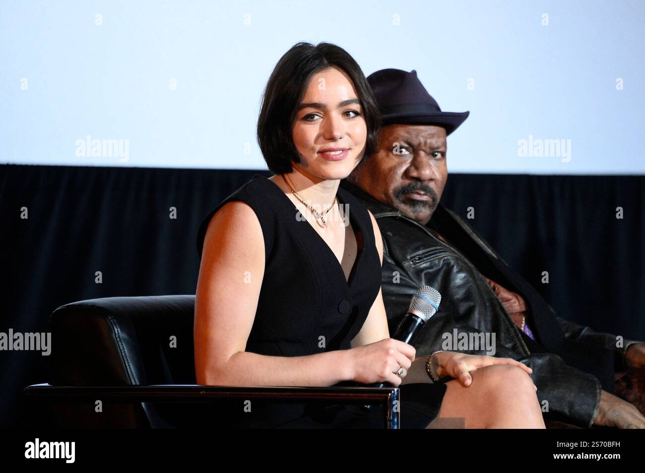 Luise Großmann und Ving Rhames bei der Premiere des Kinofilms Uppercut ...